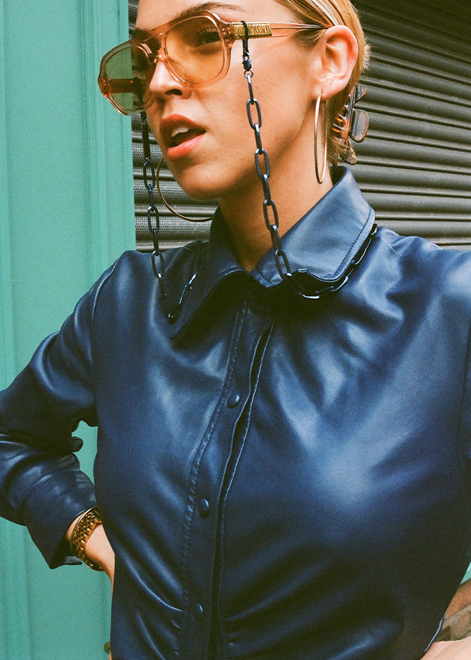 A Lesson in Matching Your Accessories To Your Outfit– FRAME CHAIN